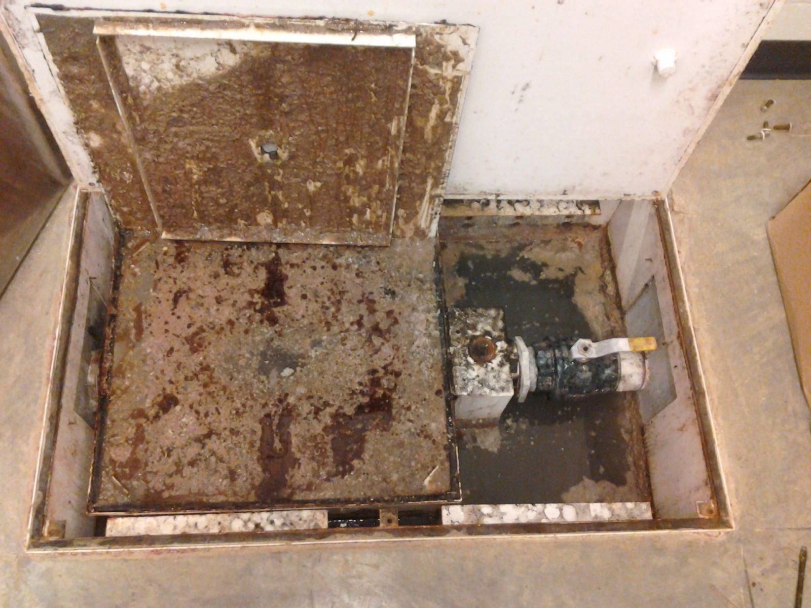 Grease Trap Installation & Maintenance - Drainage Solutions Inc